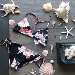 Roxy | Swim | Roxy Beach Classics Bikini Set | Poshmark